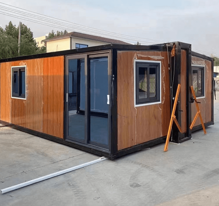 Small 20 FT expandable house - Container House Factory